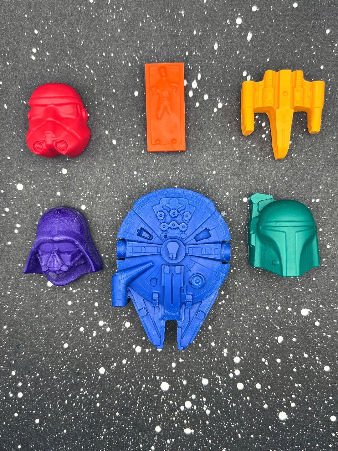 Star Wars Crayons Mandalorian Darth Vader Storm Trooper Han Solo R2D2 ...