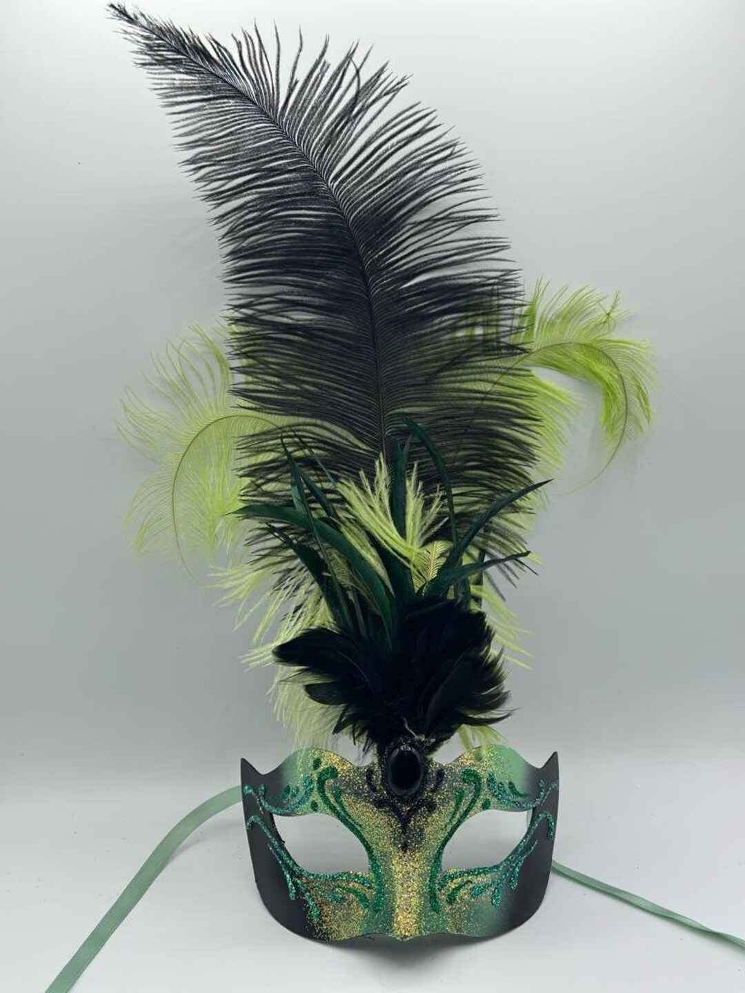Feathered Mask in Green With Beautiful Feathers. Masquerade Mask for ...