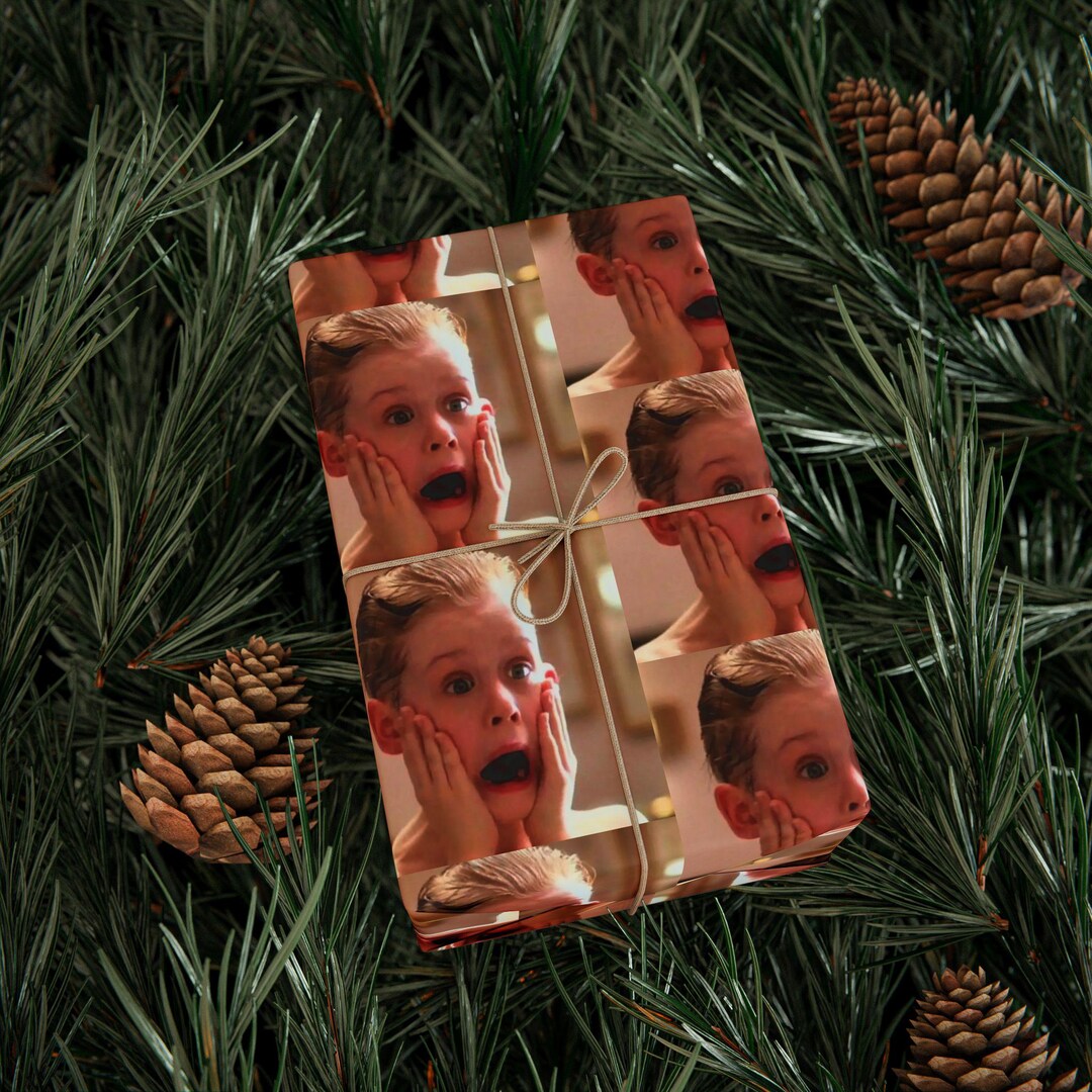 Home Alone Christmas Wrapping Paper, Kevin Design, Festive Gift Wrap ...
