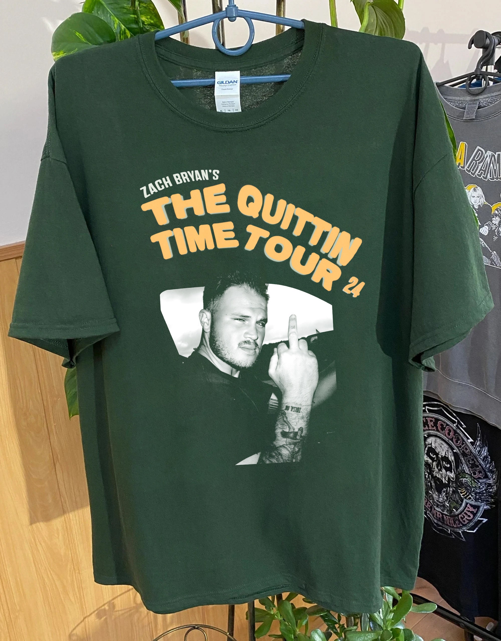 Zach the Quittin Time Tour Tshirt, Gift Fan, Retro Zach Shirt,zach ...