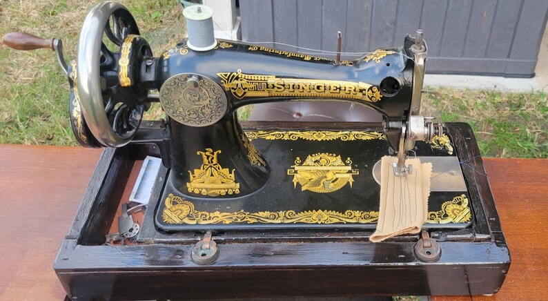 Vintage Singer Sewing Machine - Etsy