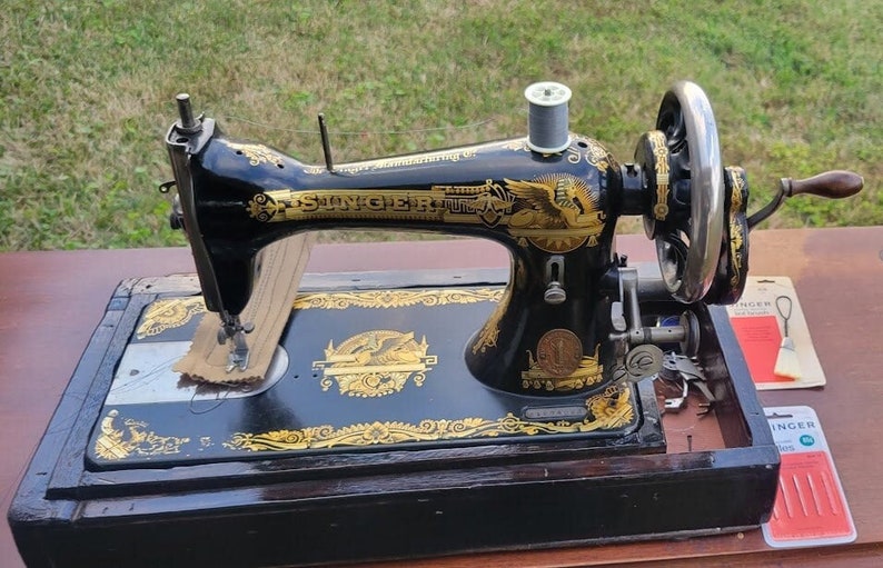 Vintage Singer Sewing Machine - Etsy