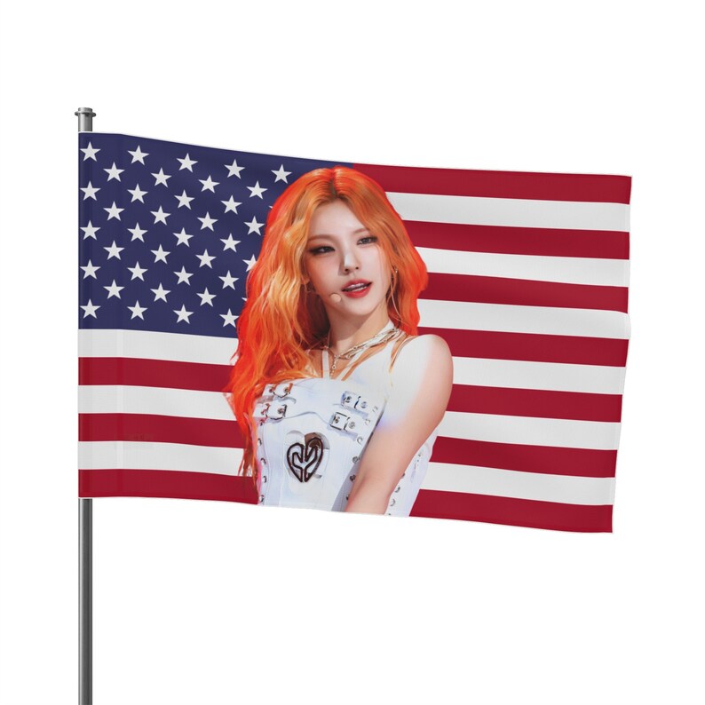 ITZY Yeji Orange Hair American Flag, Itzy Yeji American Tapestry, Itzy ...