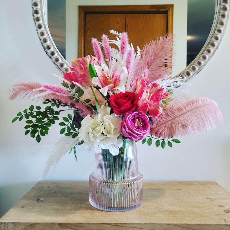 Modern Boho Pink Feather Floral Arrangement - Etsy