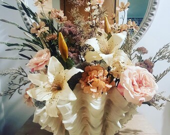 Modern Neutral Seashell Boho XL Floral Arrangement - Etsy