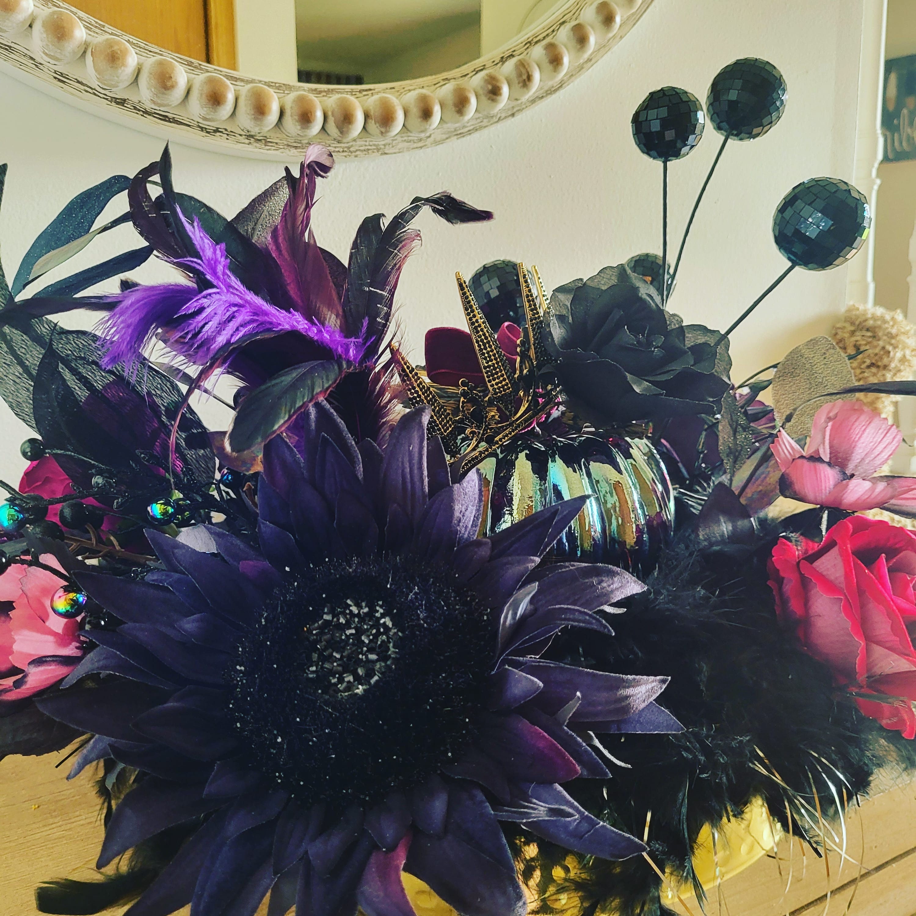 Modern Halloween Centerpiece With Lighted Pumpkin & Crown Dark Raven ...