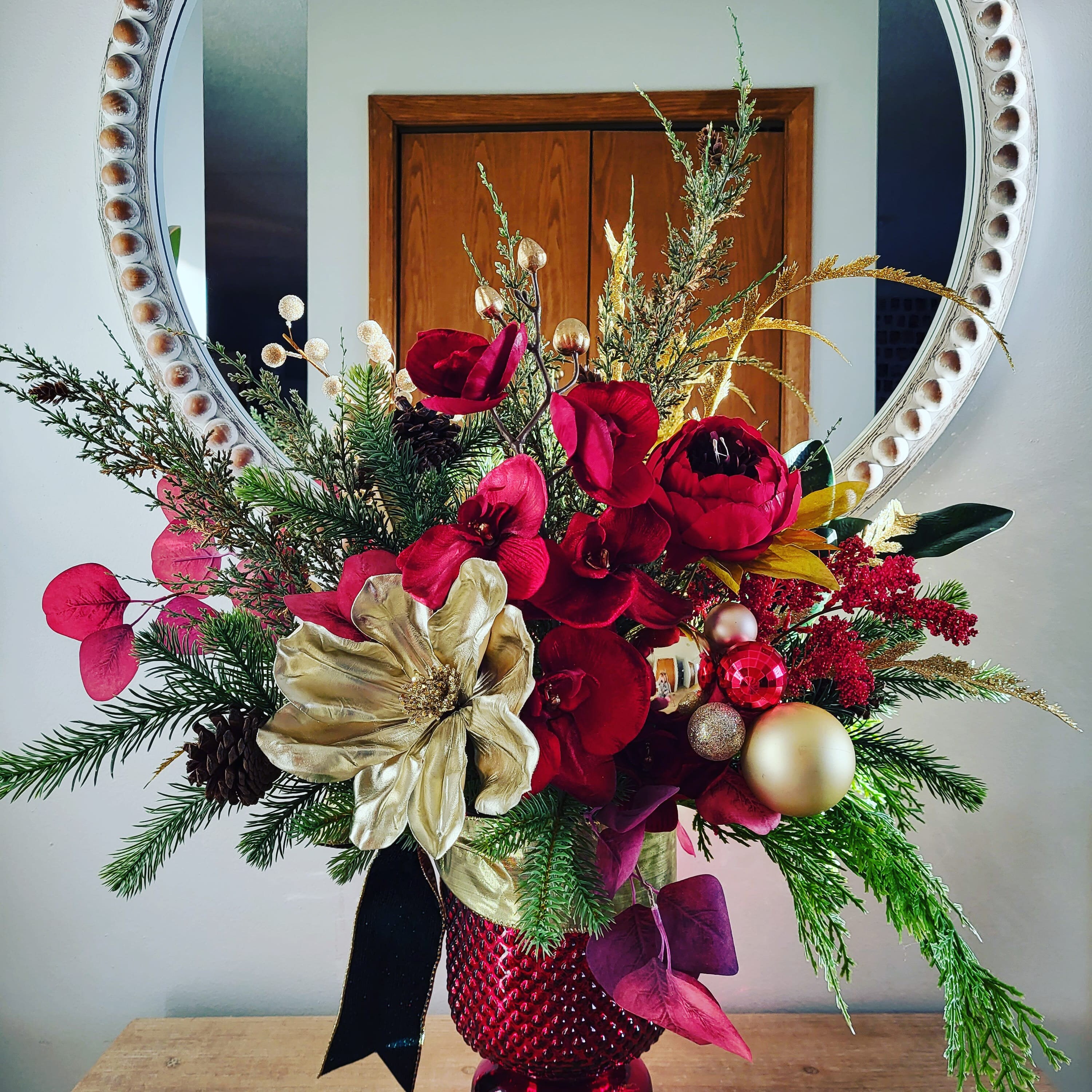 Silk Modern Red and Gold Holiday Arrangement - Etsy