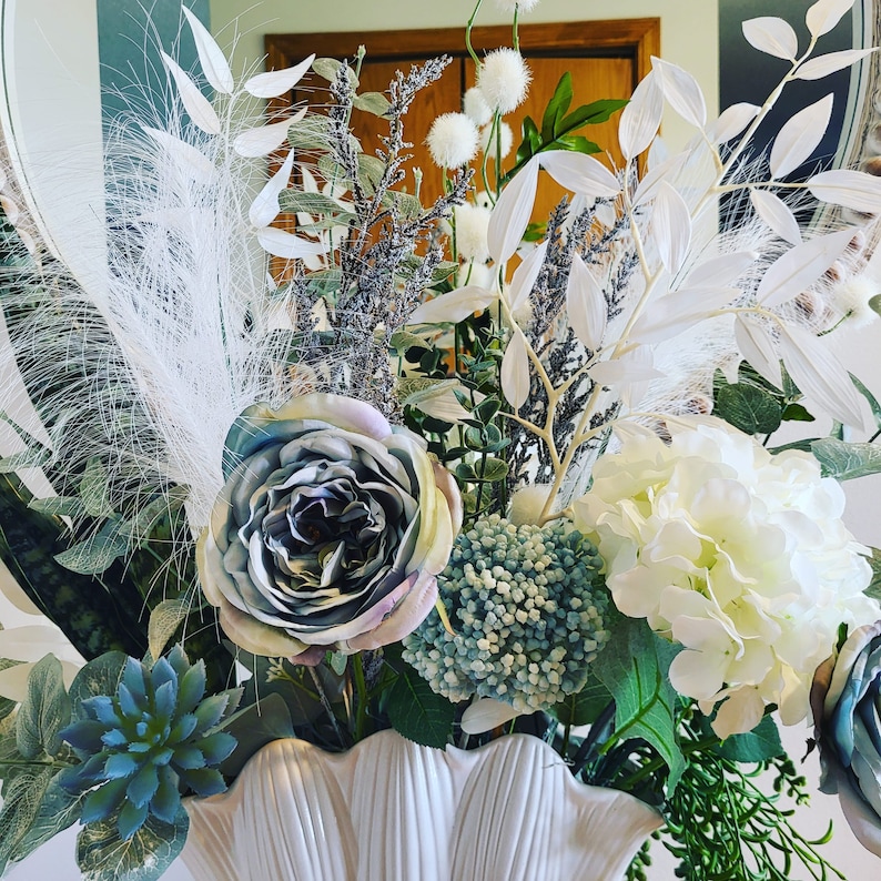 Modern Neutral Coastal Floral Arrangement in Gold & White Seashell Vase ...