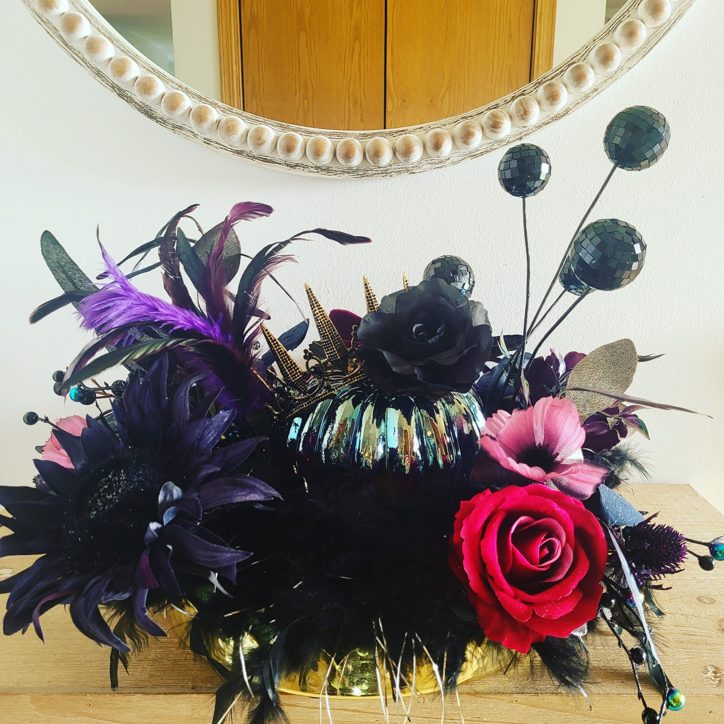 Modern Halloween Centerpiece With Lighted Pumpkin & Crown Dark Raven ...