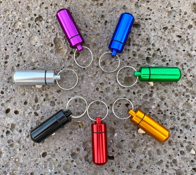 Mini Fire Starter Keychain Kit: Waxed Matches, Ferro Rod, Tinder - Etsy