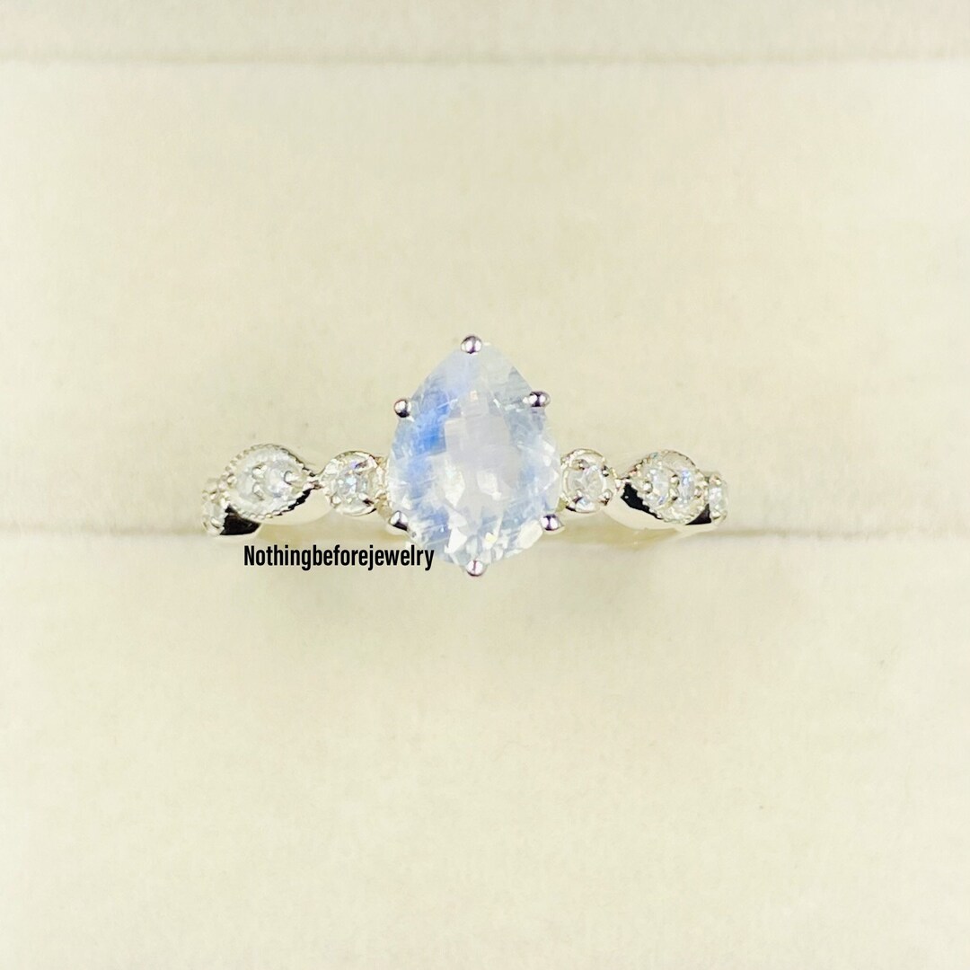 Vintage Pear Shaped Moonstone Ring, Rainbow Moonstone Ring, Engagement ...