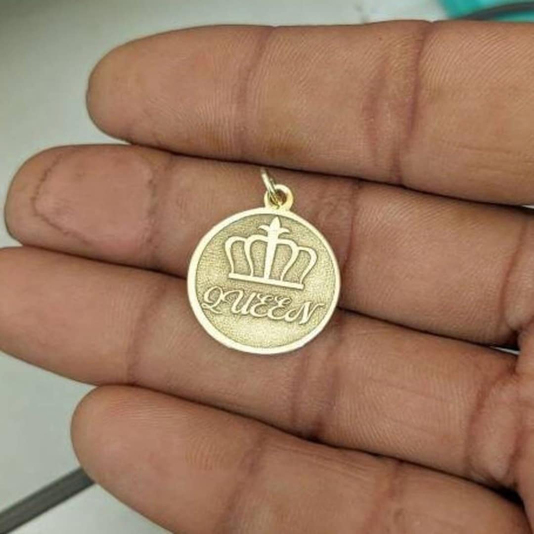 14K Gold Crown Necklace, Personalized Crown Pendant, Tiara Necklace ...