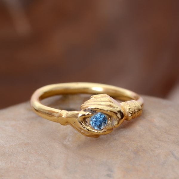 Hand Shaped Ring - Etsy