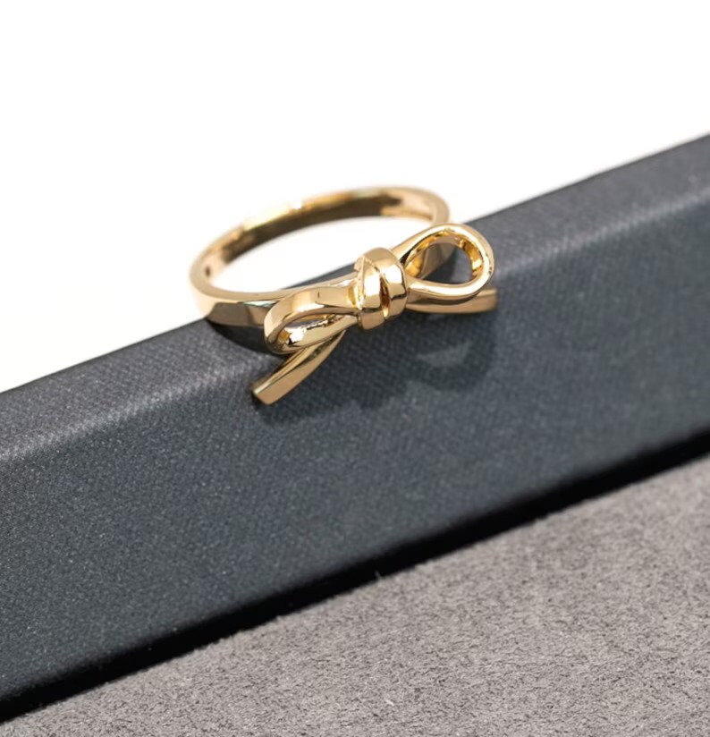 Silver Knot Bow Tie Ring, Dainty Ribbon Ring, Minimalist Band, Everyday ...