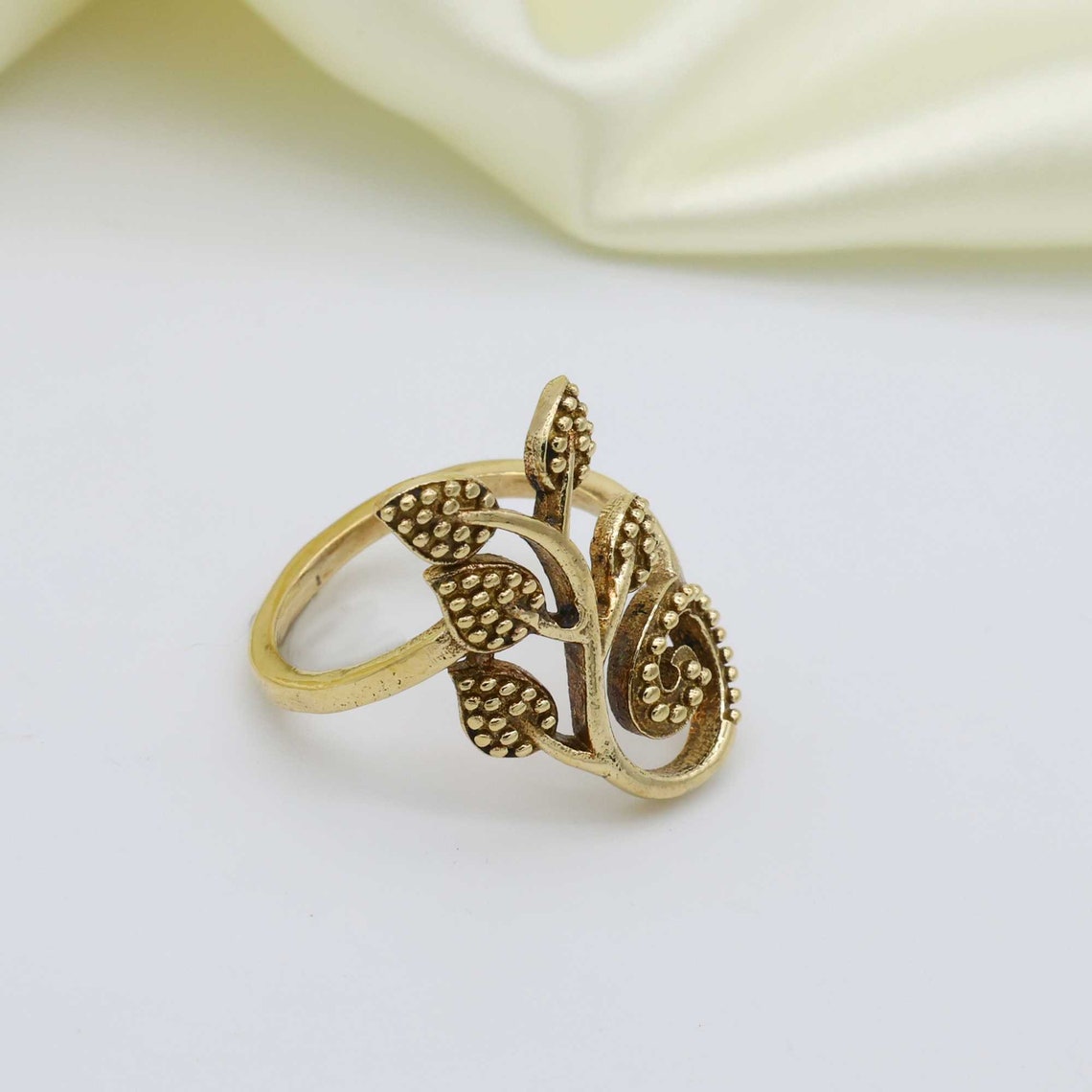 Laurel Leaf Ring, Sterling Silver, Laurel Branch Ring, Leaves Veins ...