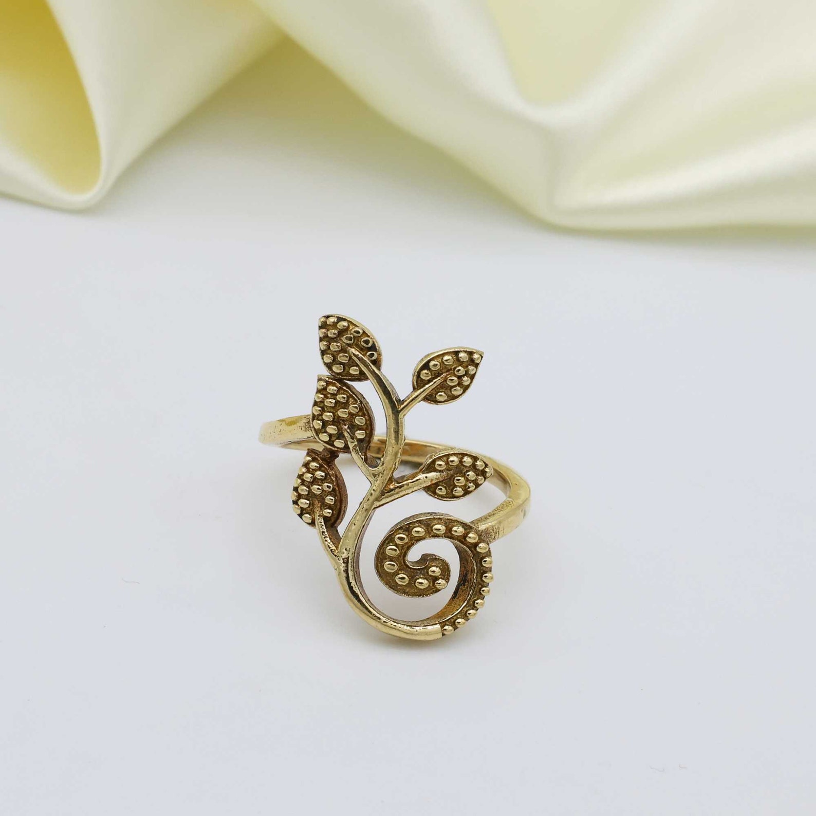 Laurel Leaf Ring, Sterling Silver, Laurel Branch Ring, Leaves Veins ...
