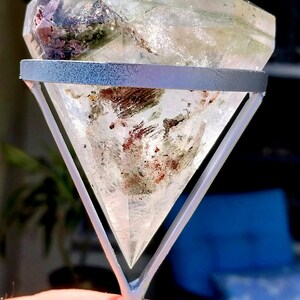 Large Top Quality Lodolite Garden Quartz Diamond Freeform With Stand ...