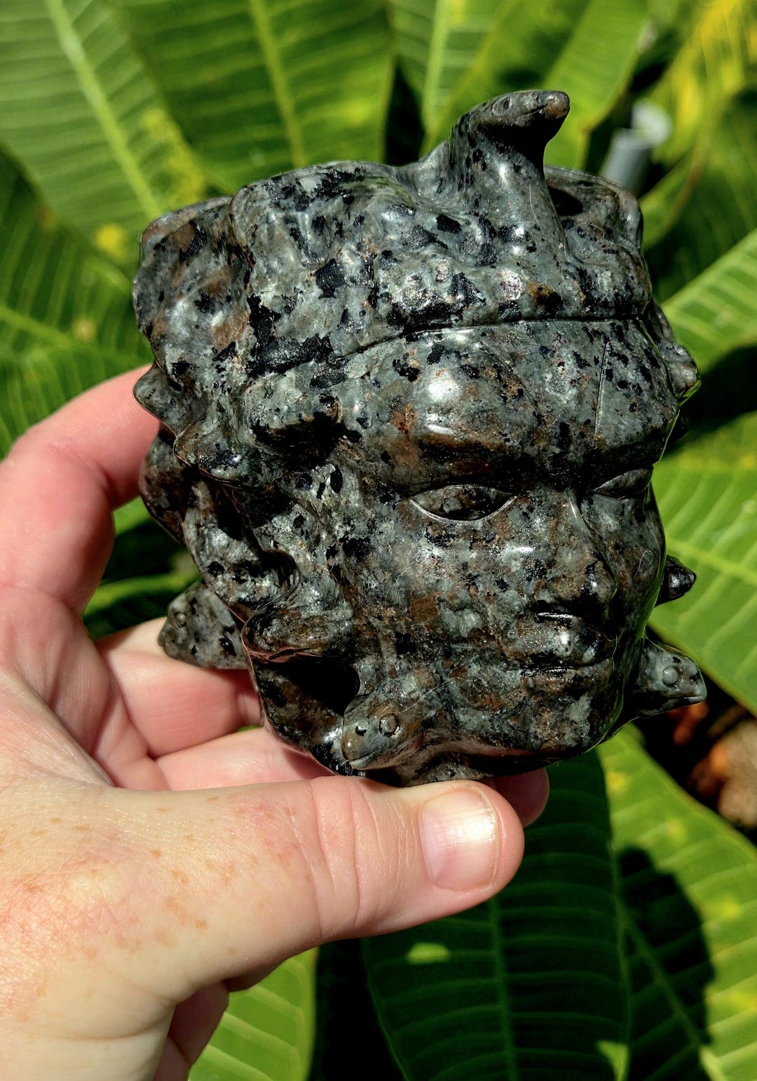 Flashy Yooperlite Medusa Head Carving: Large Crystal Skull (856 Gm ...