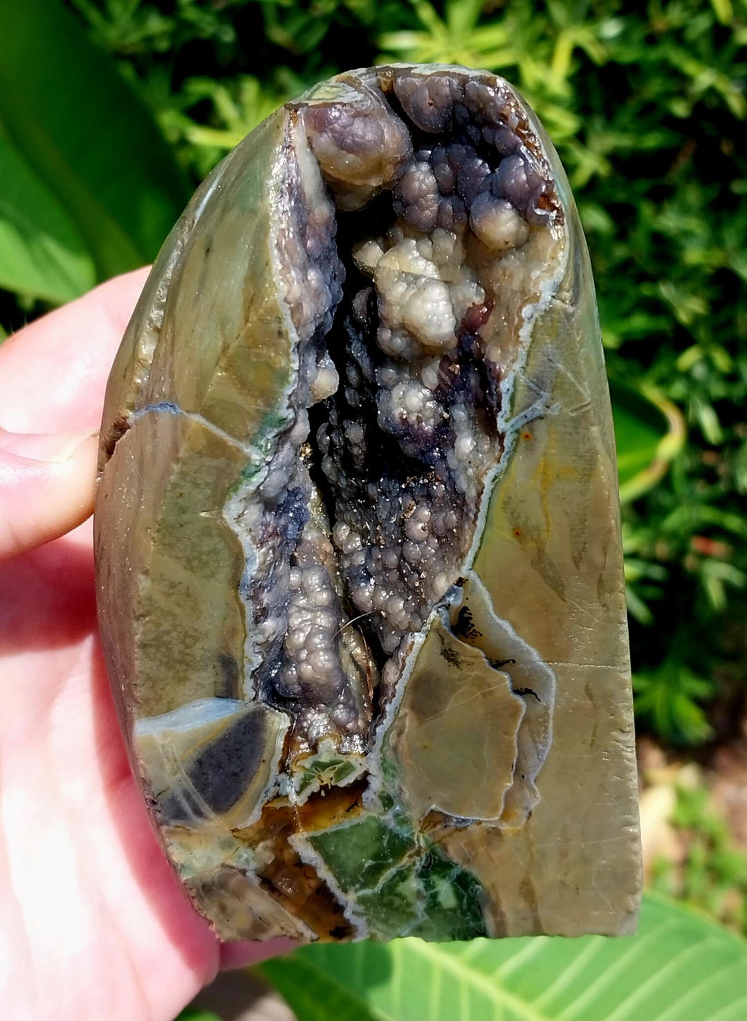 HIGHLY UV Reactive Volcano Agate Geode Freeform Agate Freeform. Volcano ...