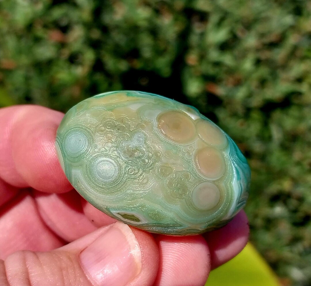 Green and Yellow Gobi Eye Agate Palmstone! Gobi Eye Agate Stone ...