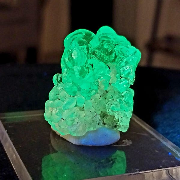 Kryptonite Crystal - Etsy