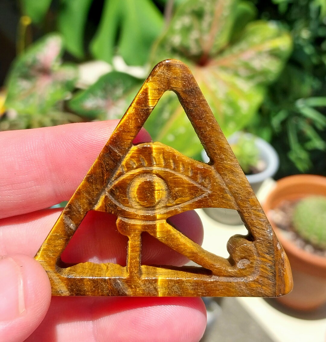 Unique Tigers Eye of Rah Slab. All Seeing Eye. Tigers Eye Carving ...