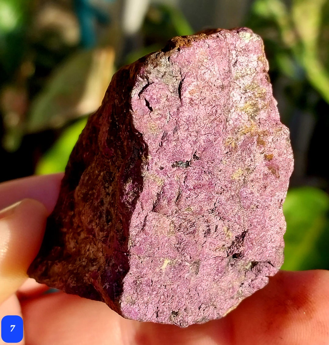 Flash Purple Purpurite Specimen on Matrix. Flashy Purpurite. Purple ...