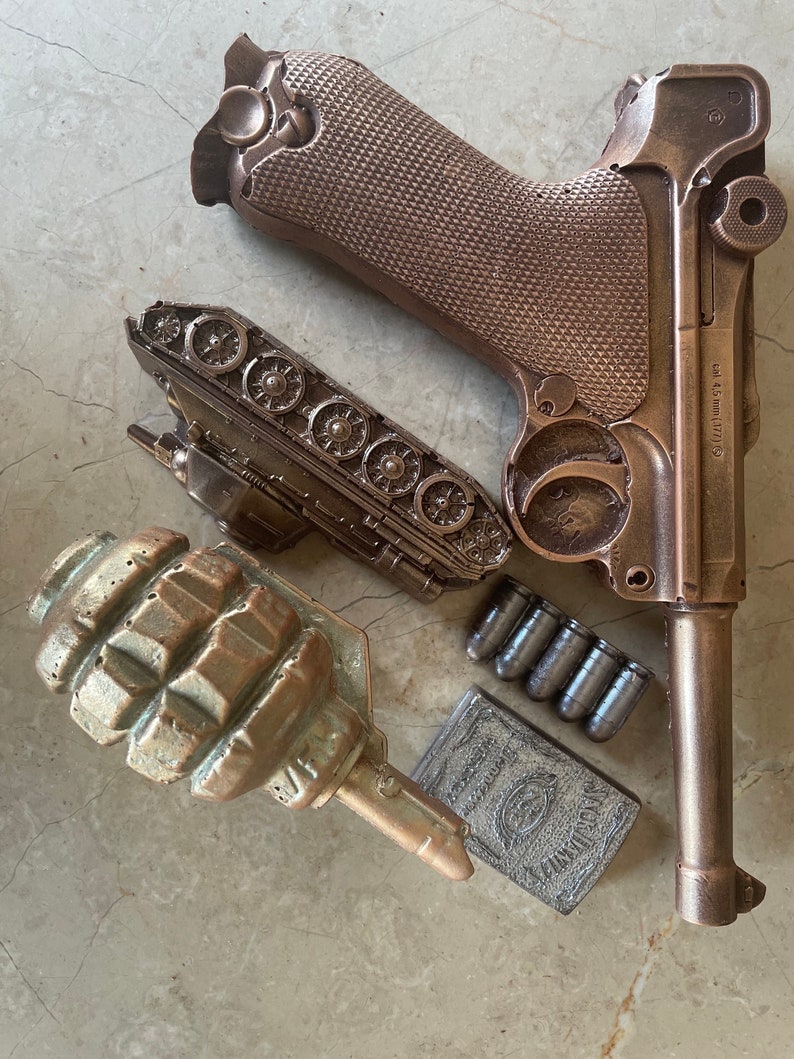 Military Tank Unique Chocolate Gift, Chocolate Gift Box. Gun Shaped ...