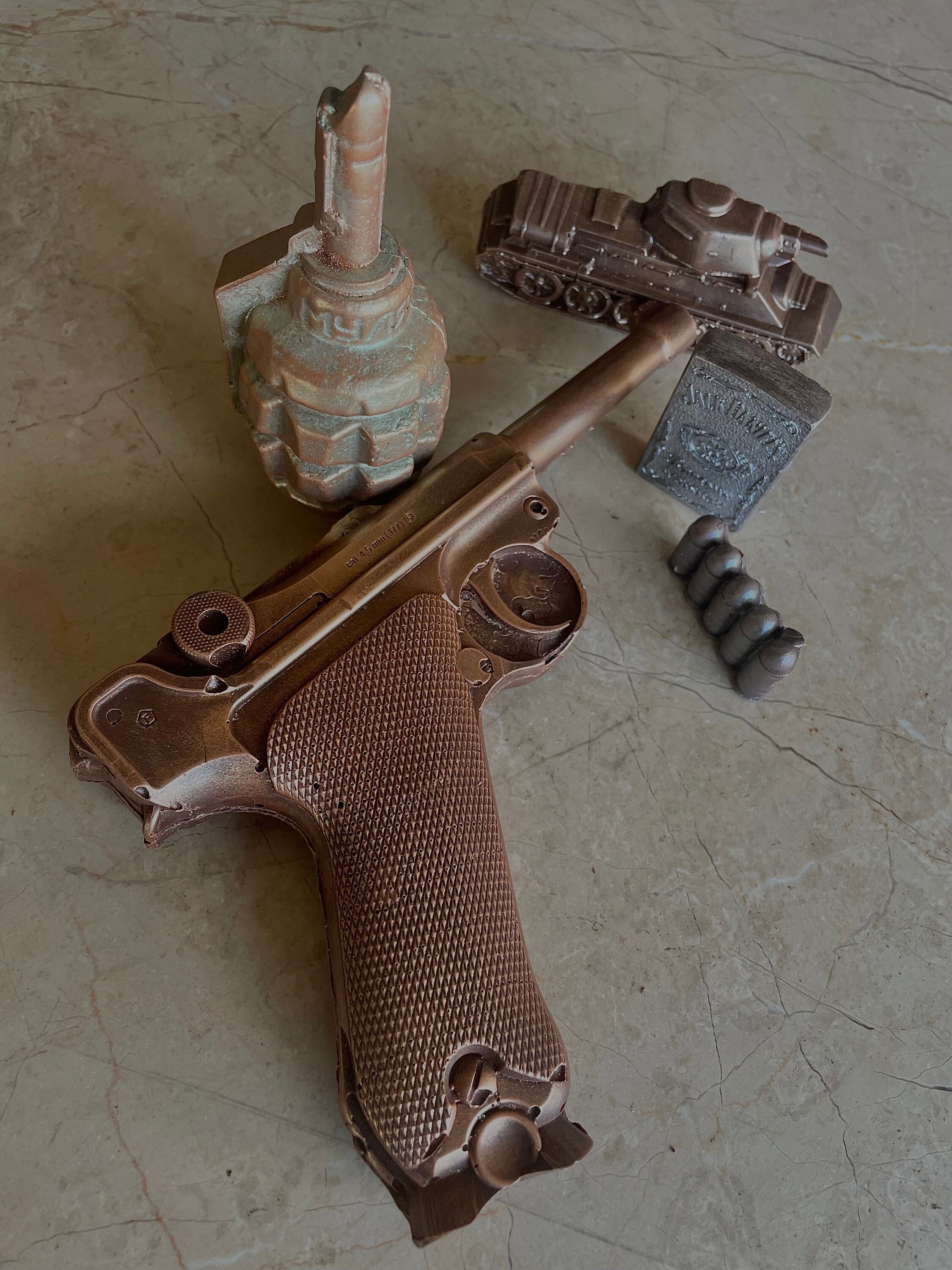 Military Tank Unique Chocolate Gift, Chocolate Gift Box. Gun Shaped ...