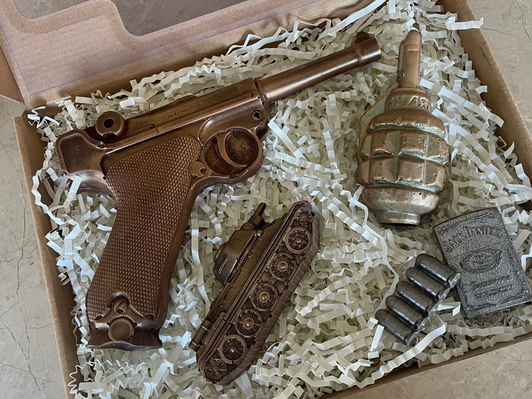 Military Tank Unique Chocolate Gift, Chocolate Gift Box. Gun Shaped ...