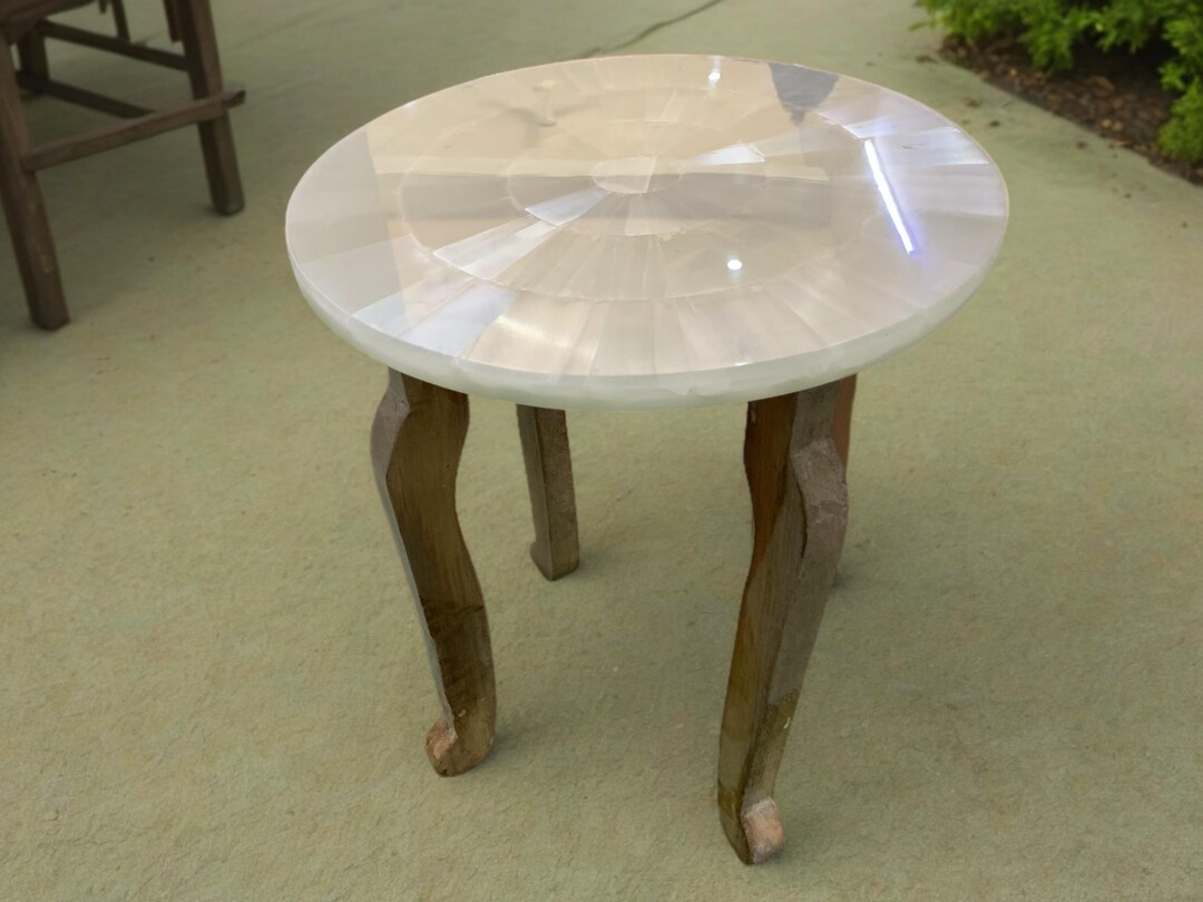 Selenite Table Top, Round Dining Table, Selenite Luxury Tables for ...