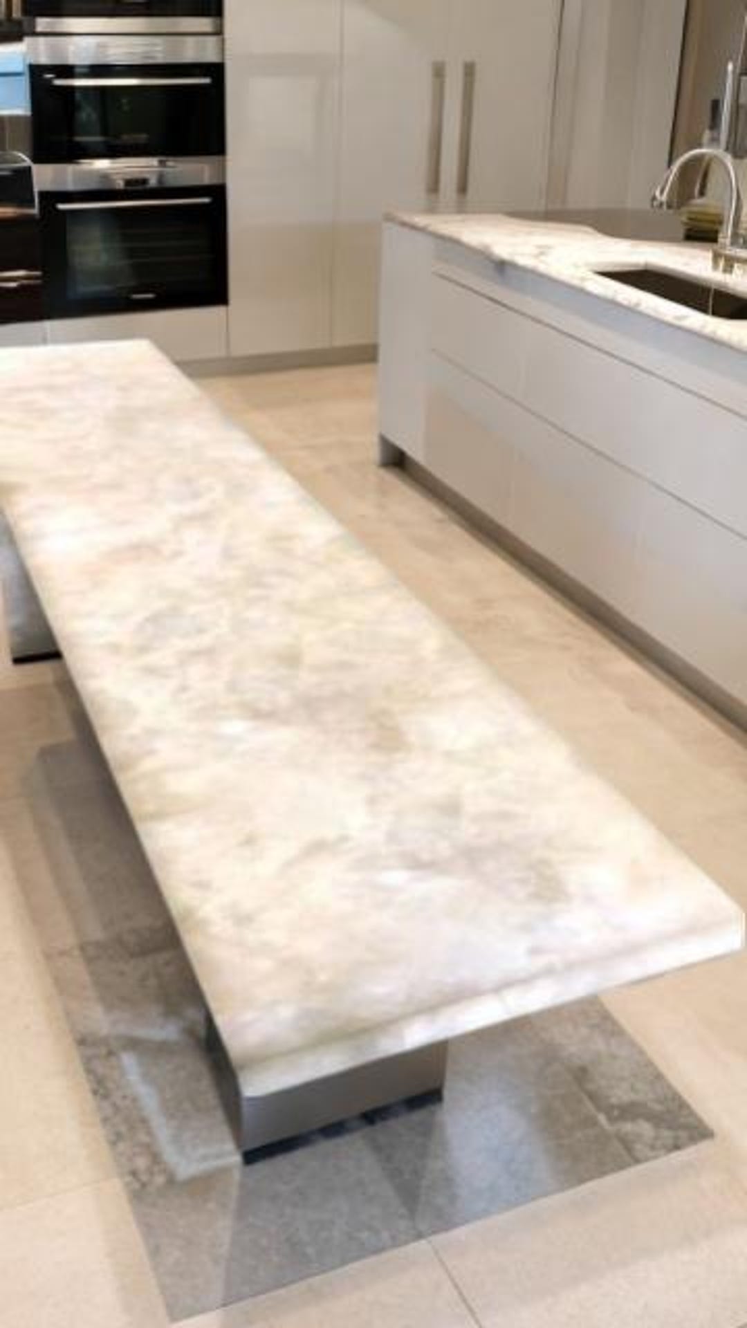 Quartz Bar Countertops, White Quartz Kitchen Countertops, Luxury Dining ...