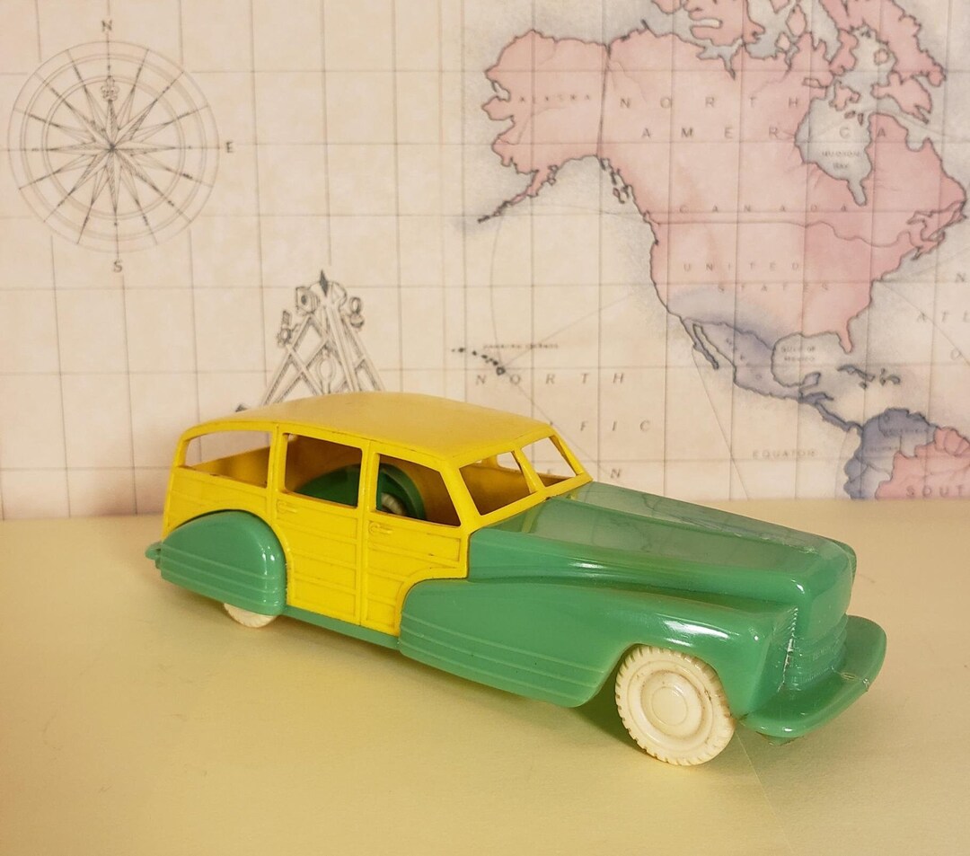 Vintage Triumph USA Hard Plastic Woody Station Wagon 1948 Pontiac - Etsy
