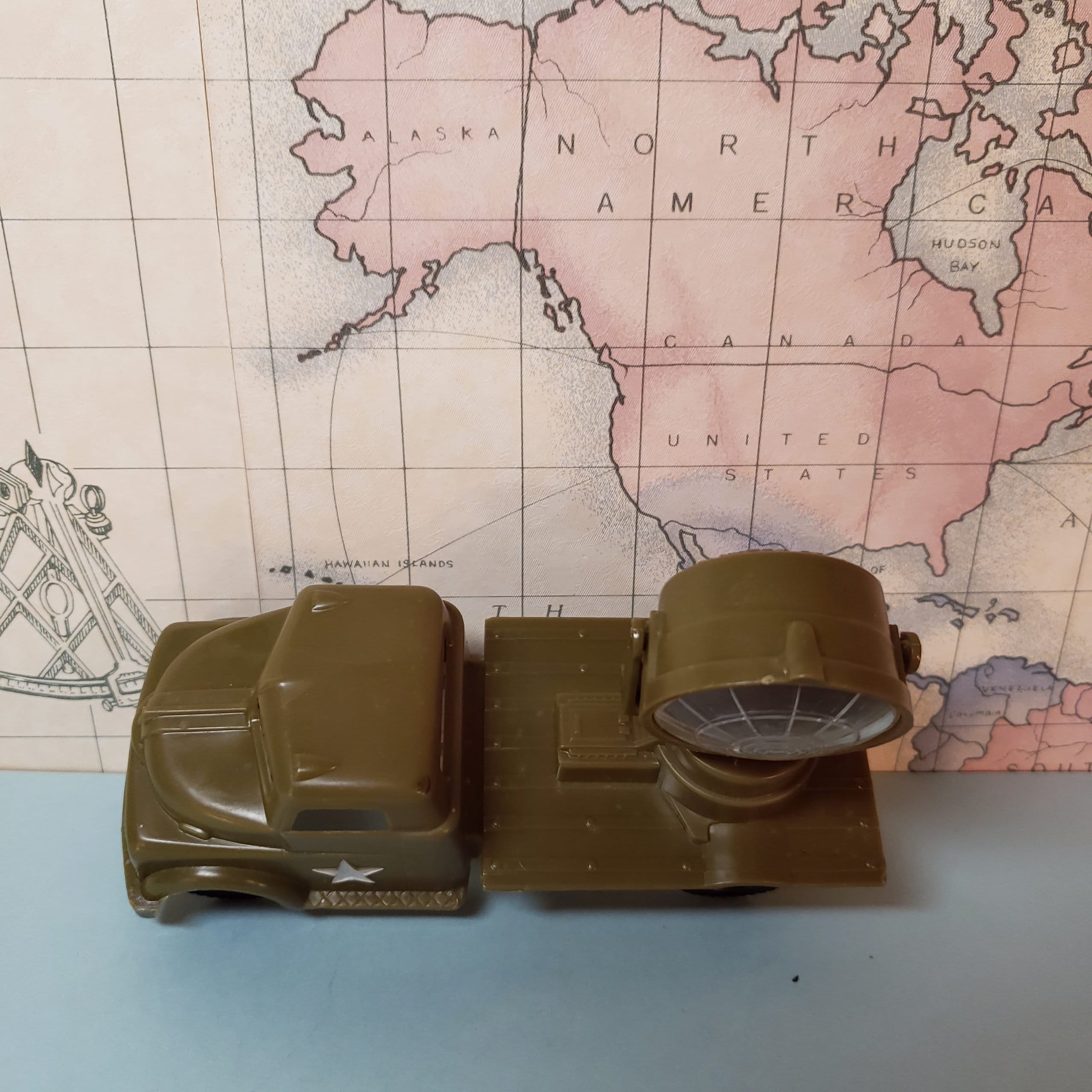 Vintage Pyro Hard Plastic Military Mobile Search Light Truck 1950's ...