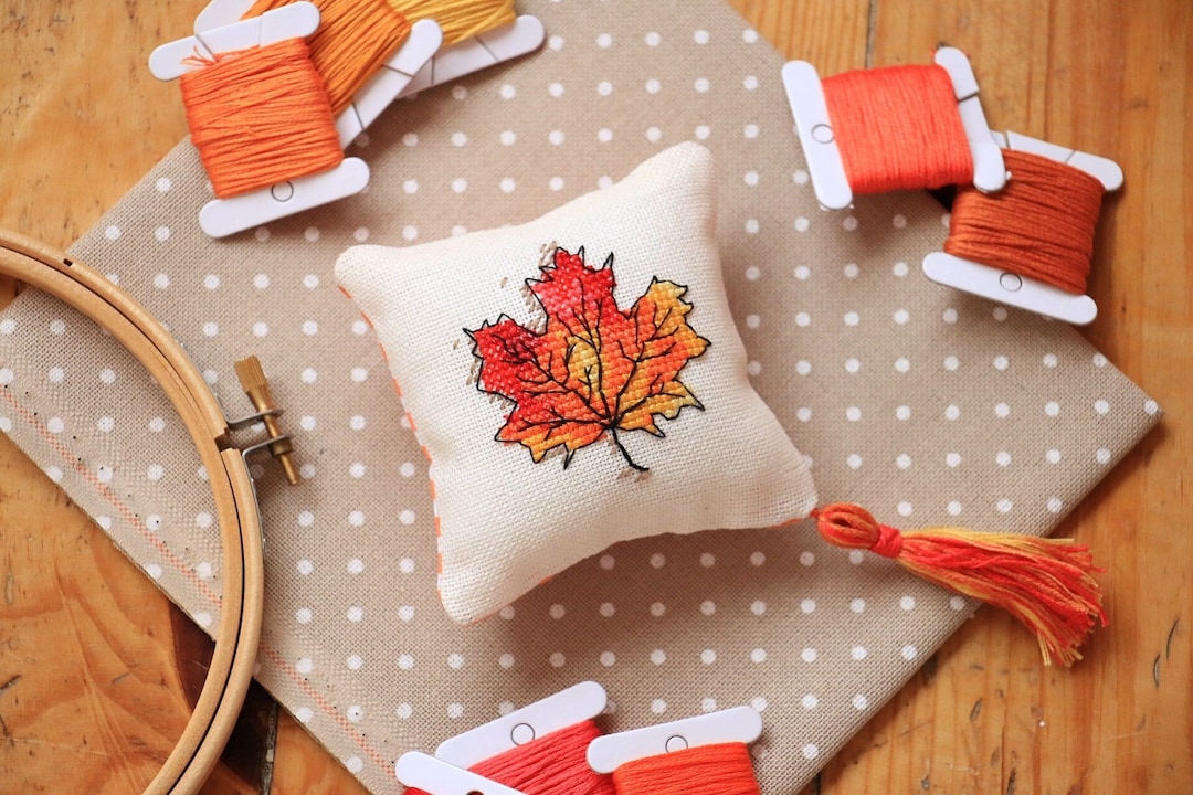 Maple Leaf Cross Stitch Pattern Fall Cross Stitch Autumn Leaf Small ...