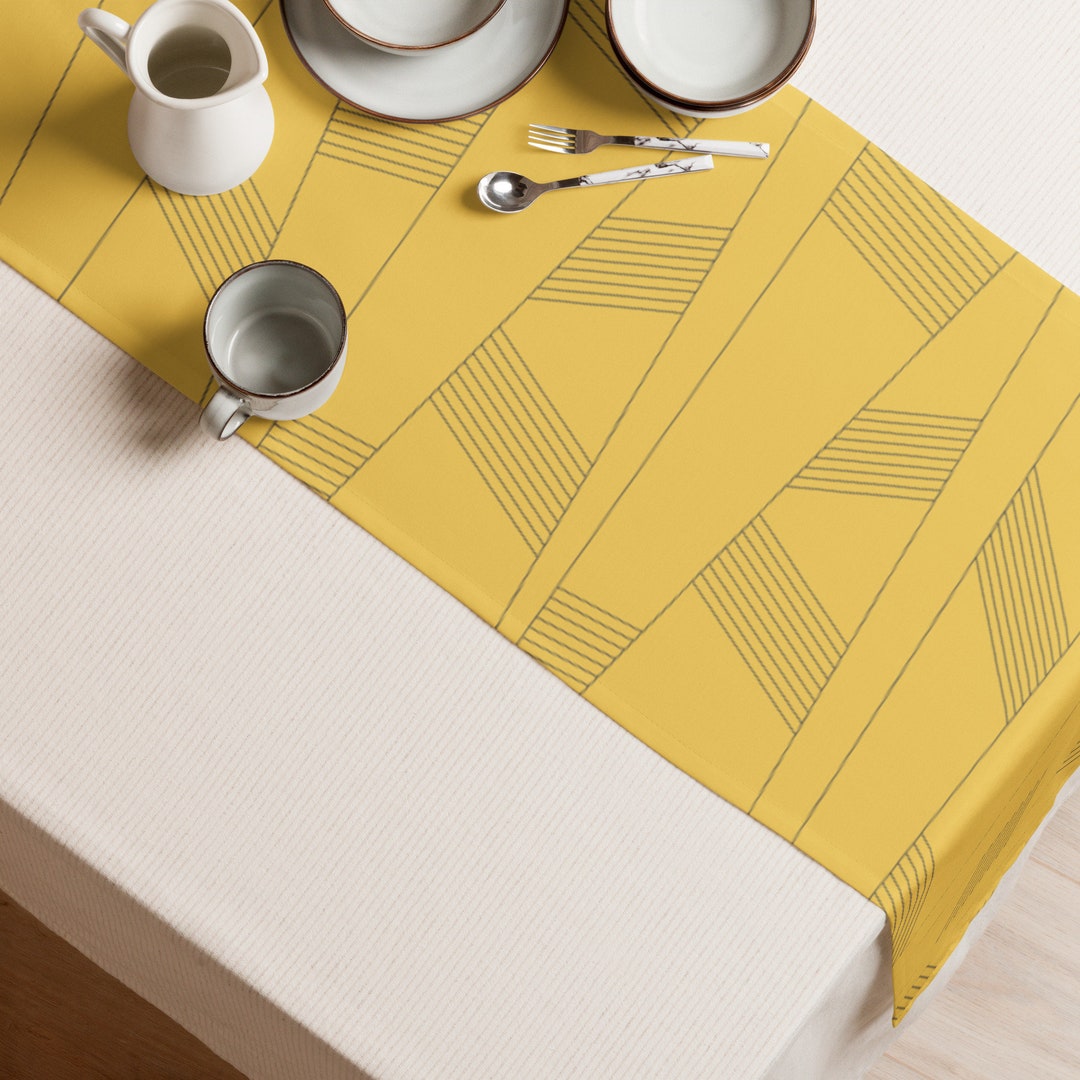 Yellow Table Runner, Simple Graphic Table Runner, Modern Stripe Pattern ...
