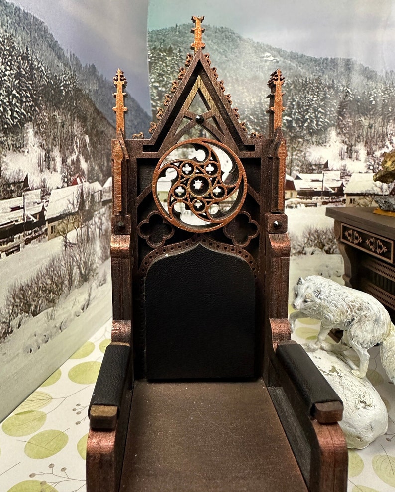 1:12 Miniature Dollhouse Decor Replica Dark Stained Gothic Throne King ...