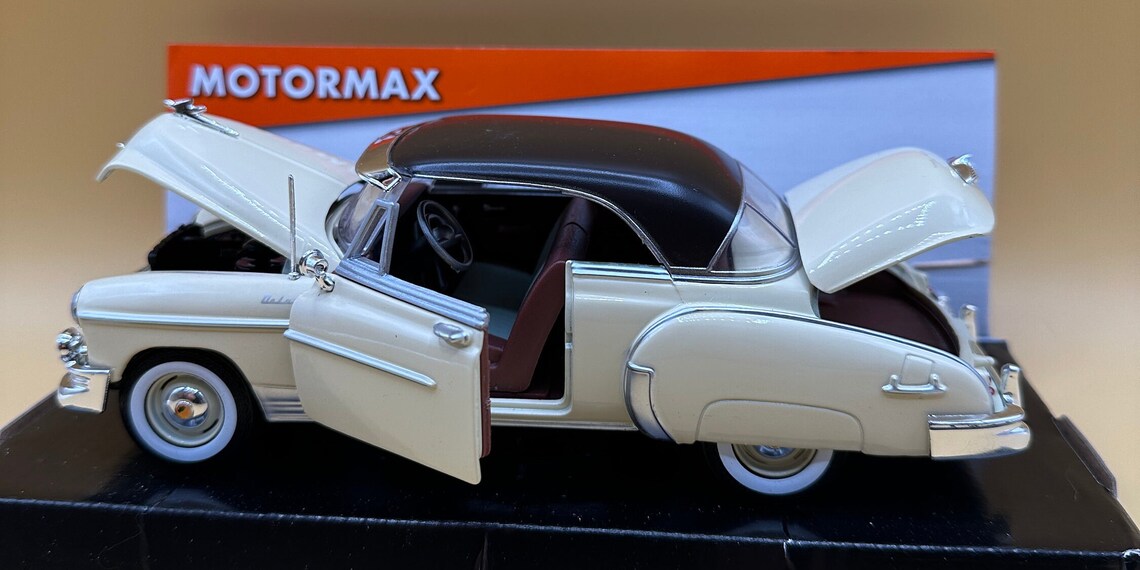 1 24 Motor Max Timeless Legends Miniature Replica Die Cast Chevy Bel ...