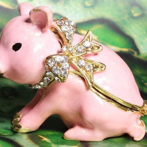 A Sweet Pink Pig Trinket Box With Hinged Lid Metal Alloy Covered With ...