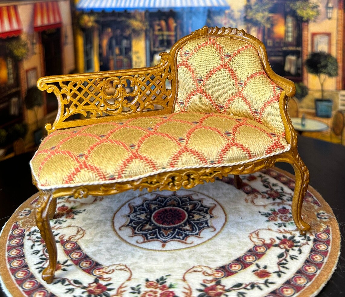 JBM Miniature Dollhouse Decor Replica Rococo 18th Century Gold Red ...