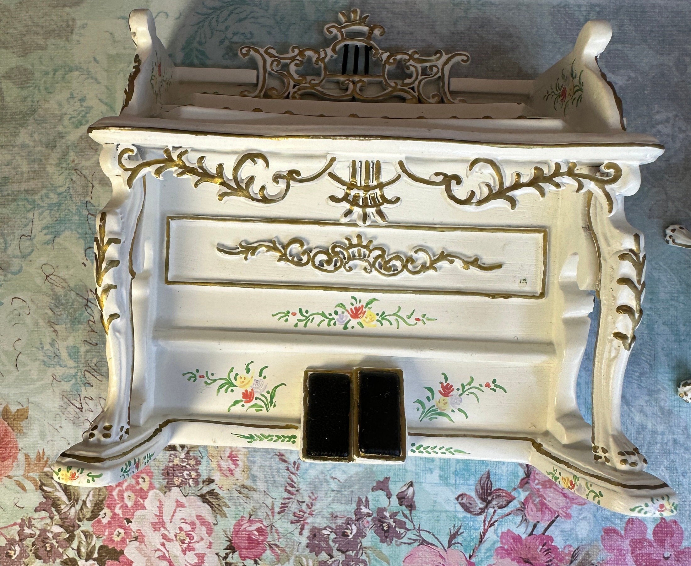 Stunning Miniature Dollhouse Replica Fantasy Lyre French Rococo White ...