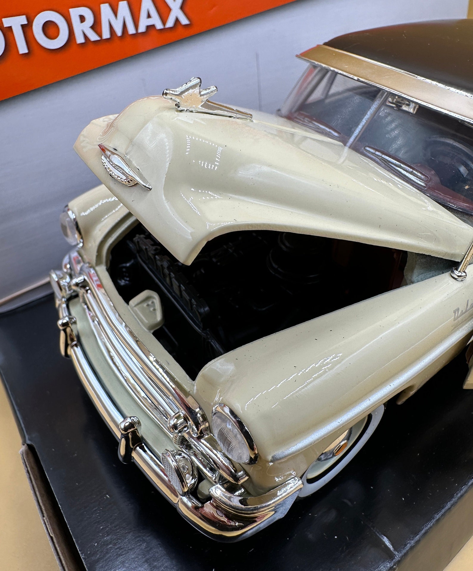 1 24 Motor Max Timeless Legends Miniature Replica Die Cast Chevy Bel ...