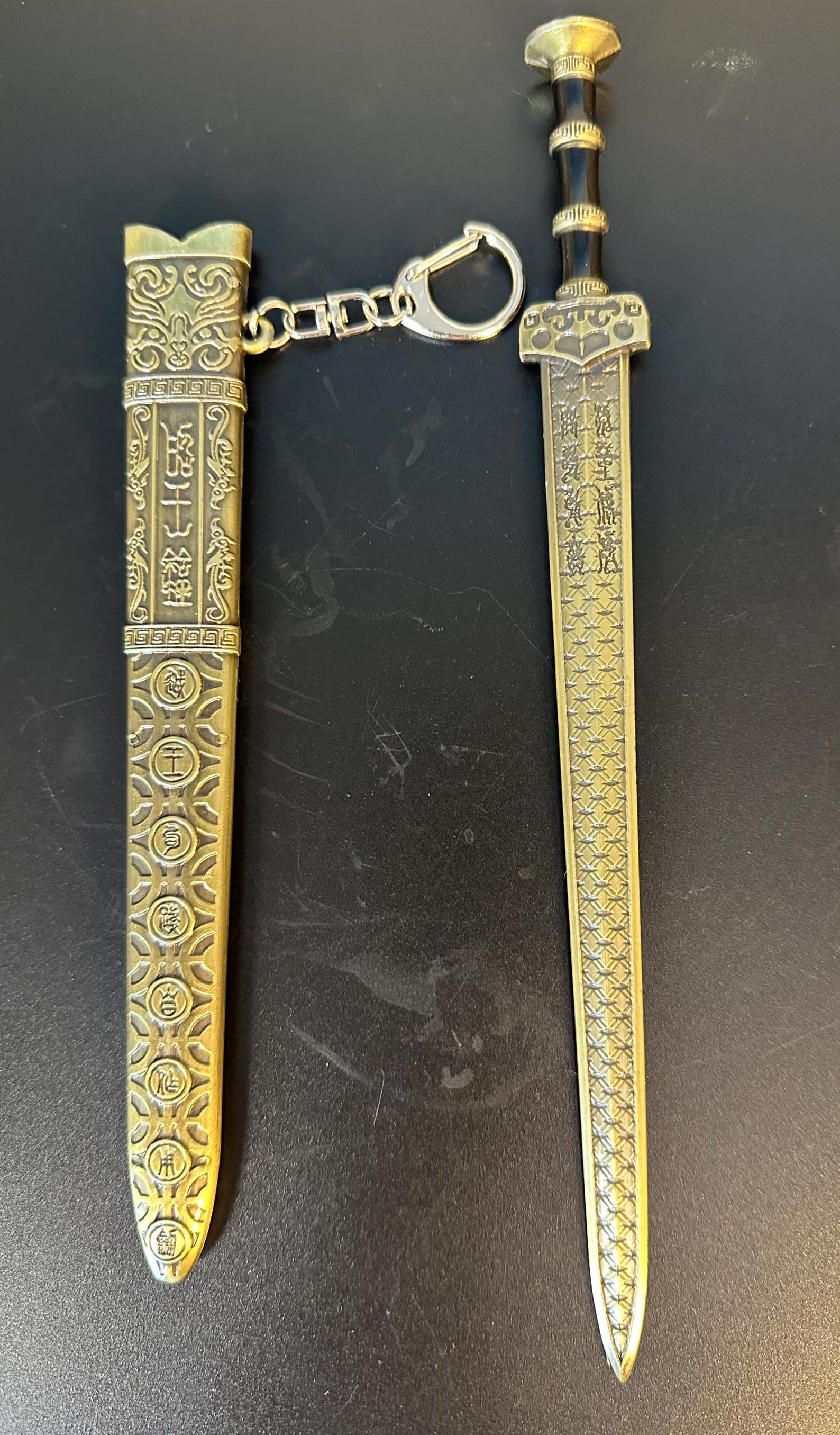 1:6 Action Figure Sword and Scabbard Replica Ancient Origin Letter ...