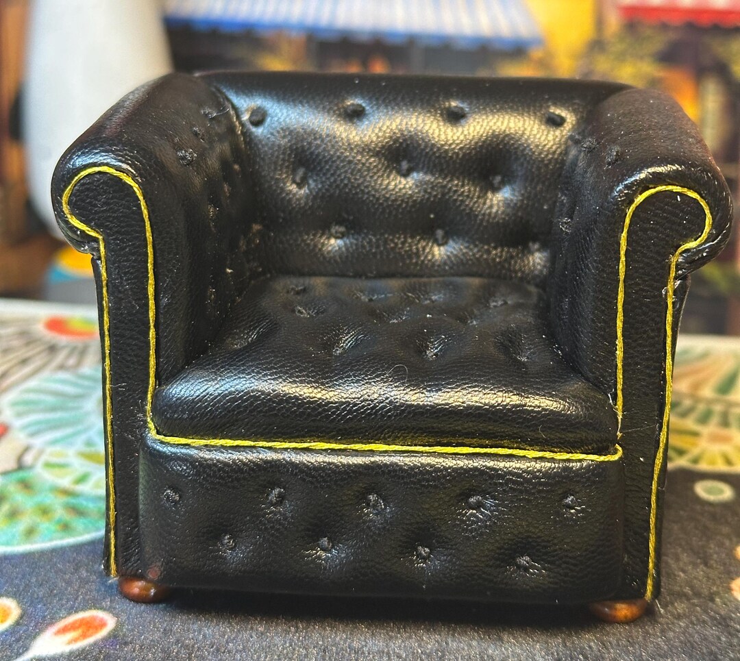 JBM Quality Miniatures Dollhouse Decor Replica 18th Century Black Faux ...