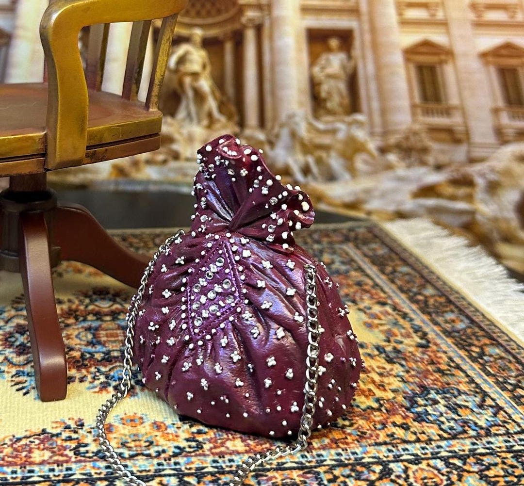 1:6 Vintage RESIN Just the Right Style Purple With White Polka Dots ...