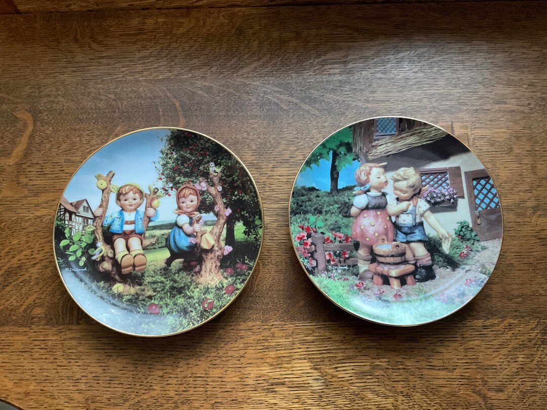 2 M. J. Hummel Little Companions Plate Collection. Apple Tree, Squeaky ...