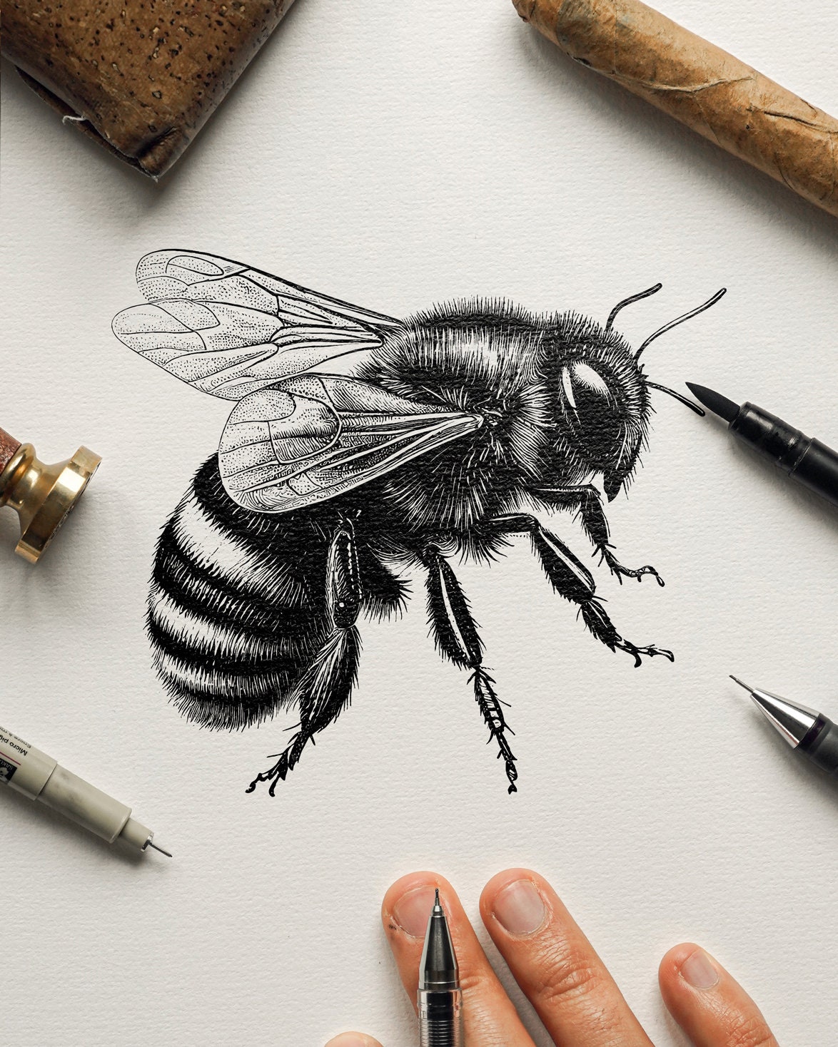 Vintage Bee Illustration / Vintage Printable Art / Queen Bee Clip Art ...