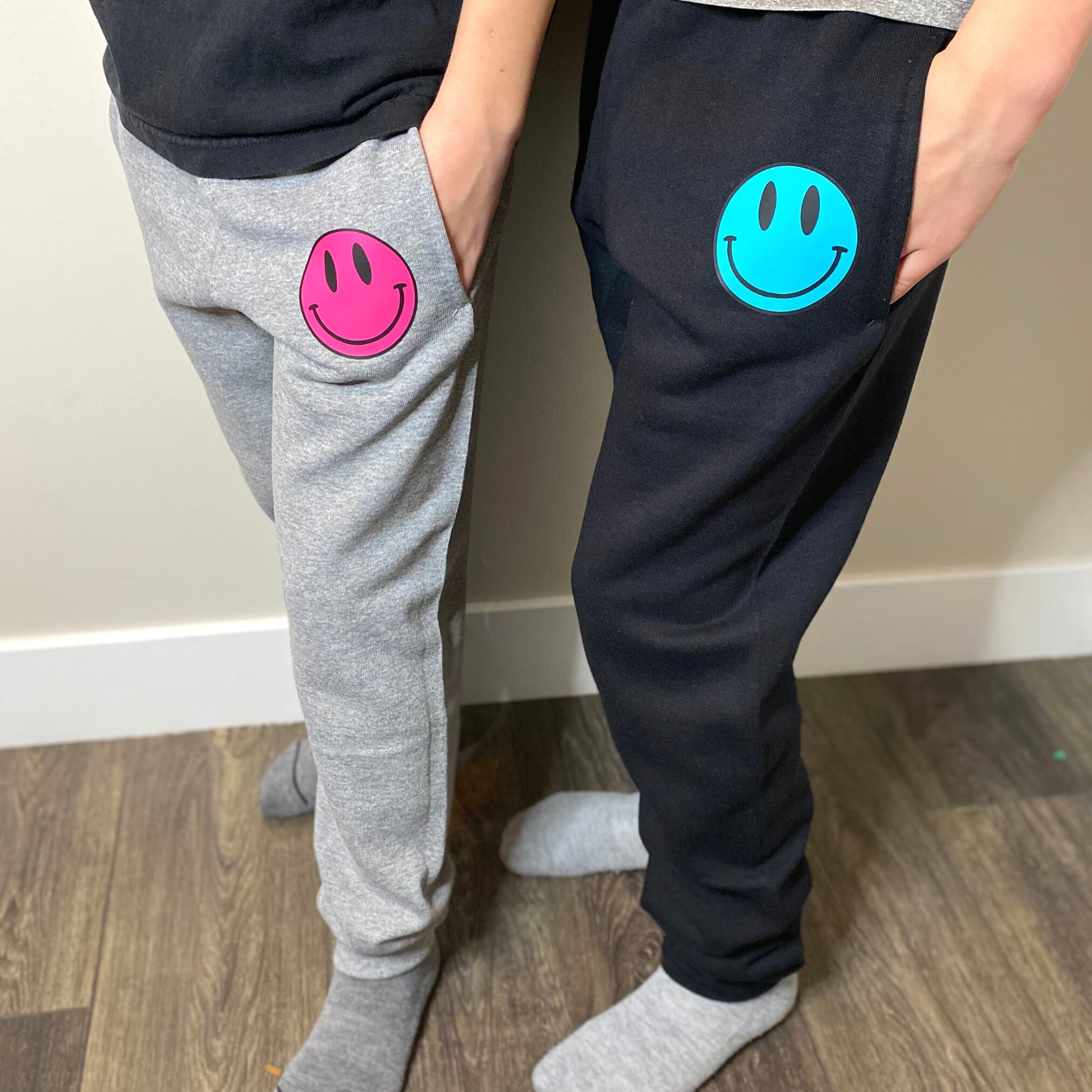 Smiley Face Sweatpants, Retro Smiley Face Joggers, Trendy Smiley Face ...
