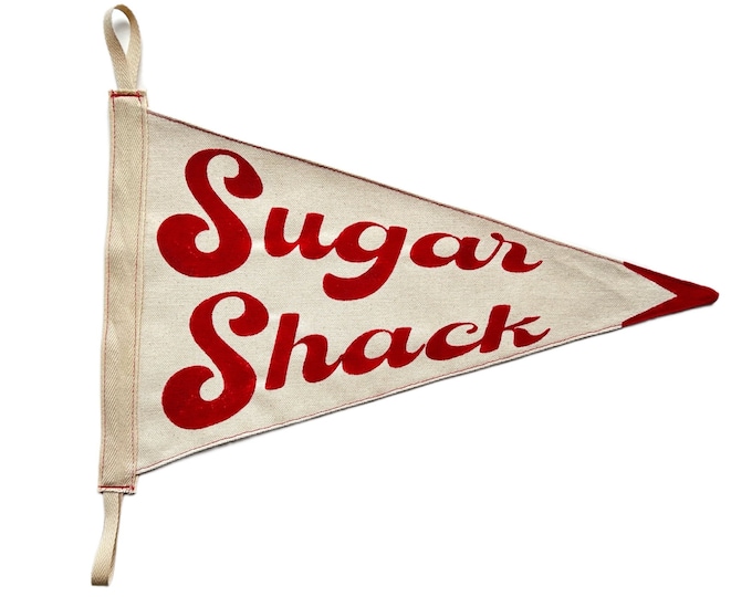 Pennant - Canvas Vintage-style Sugar Shack Maple Syrup Canadian Pennant ...