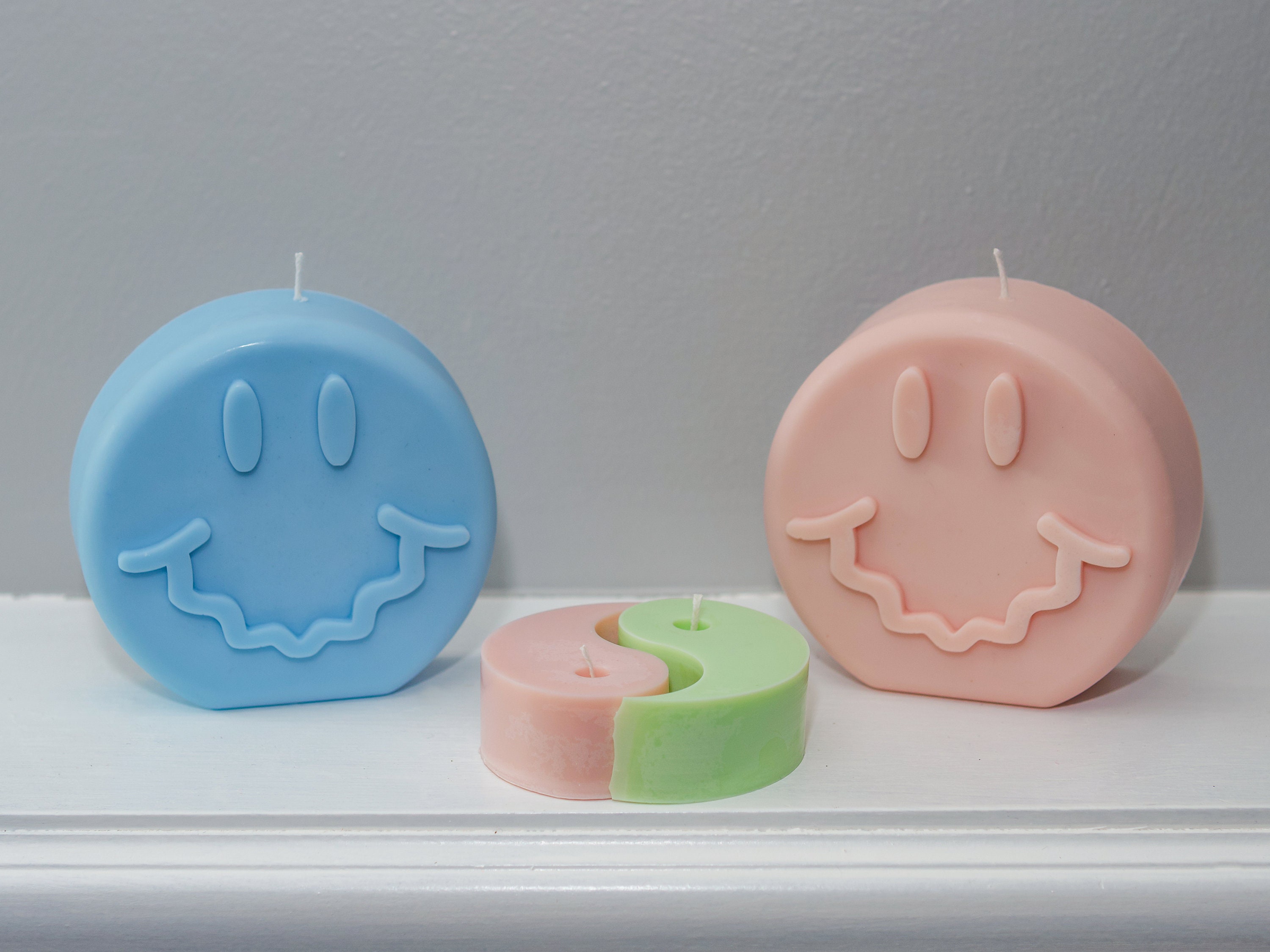 Smiley Face Candle - Etsy